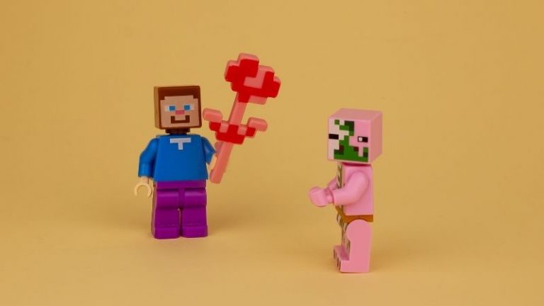 11 Reasons Why Minecraft Is So Expensive (Full Guide)