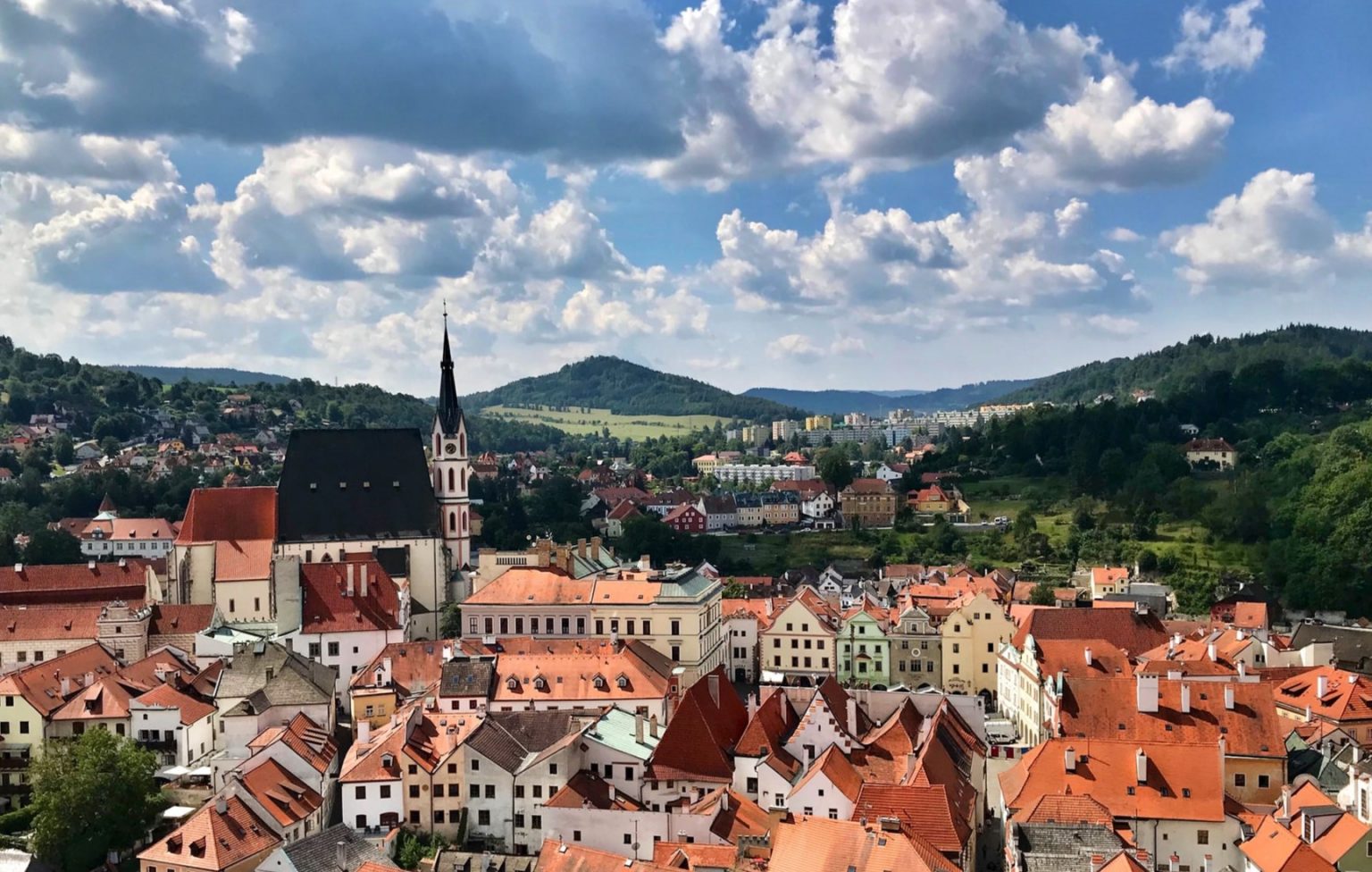 12 Reasons Why Eastern Europe Is Poor (Full Guide)