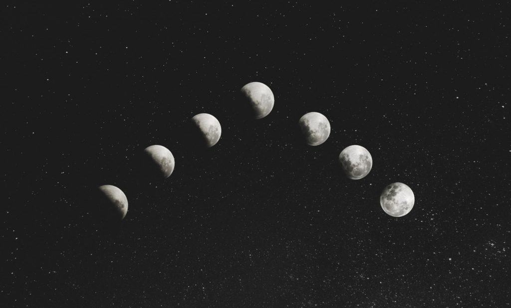 5 Reasons Why You Can't See The Moon (Full Guide)