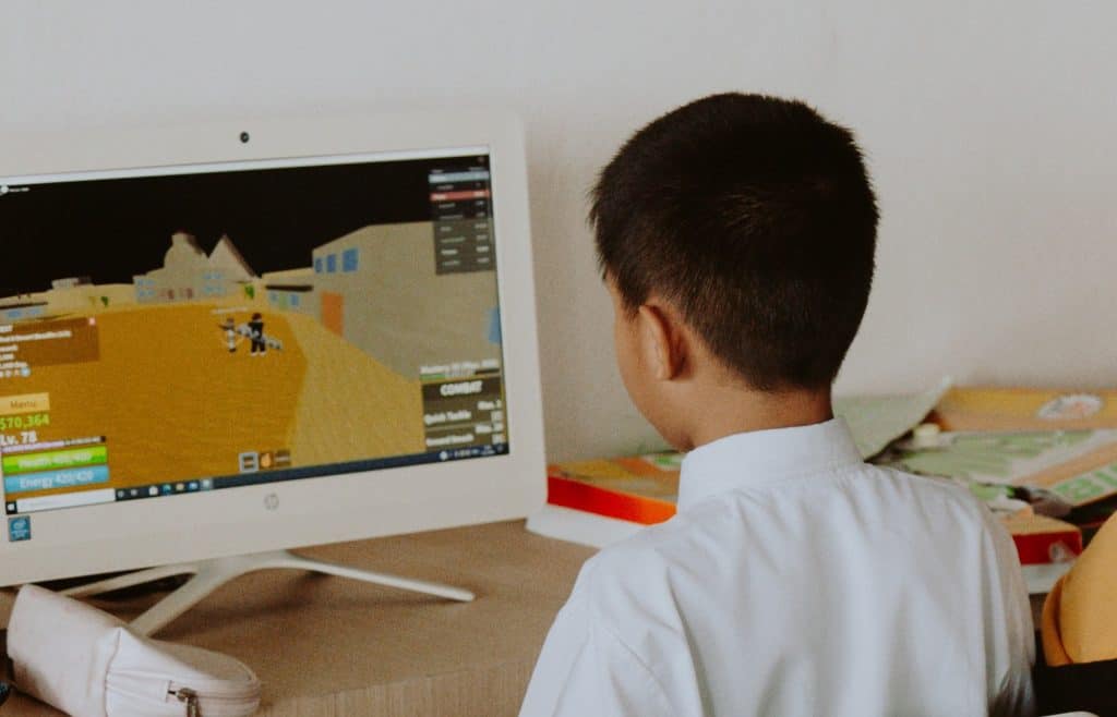 Why Are School Computers So Slow? (11 Reasons Why)