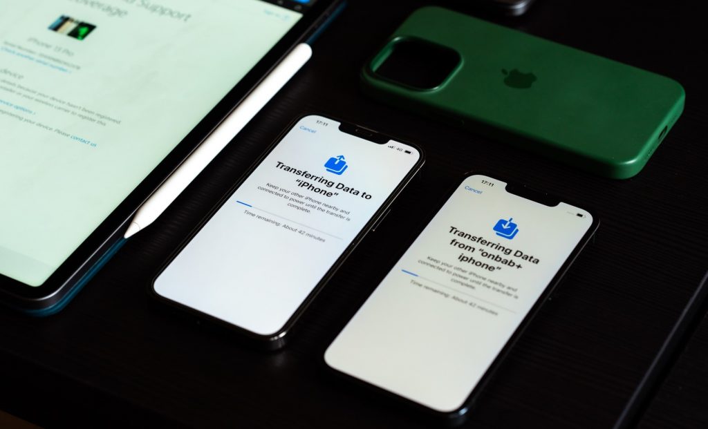 5 Reasons Transferring Data To New iPhone Takes Long